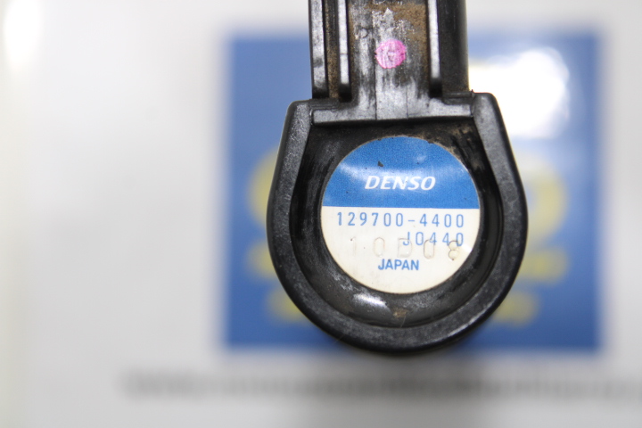 Bobina de Alta DENSO 129700-4400 - Recambio despiece desguace moto